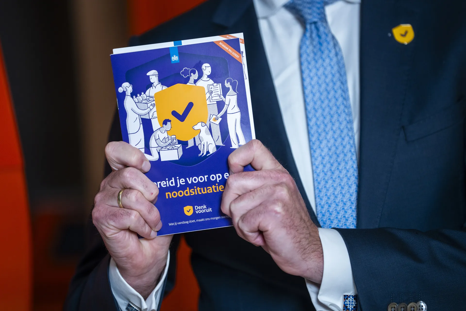 Noodplan, noodpakket, noodsituatie: wat is er aan de hand? - BNNVARA