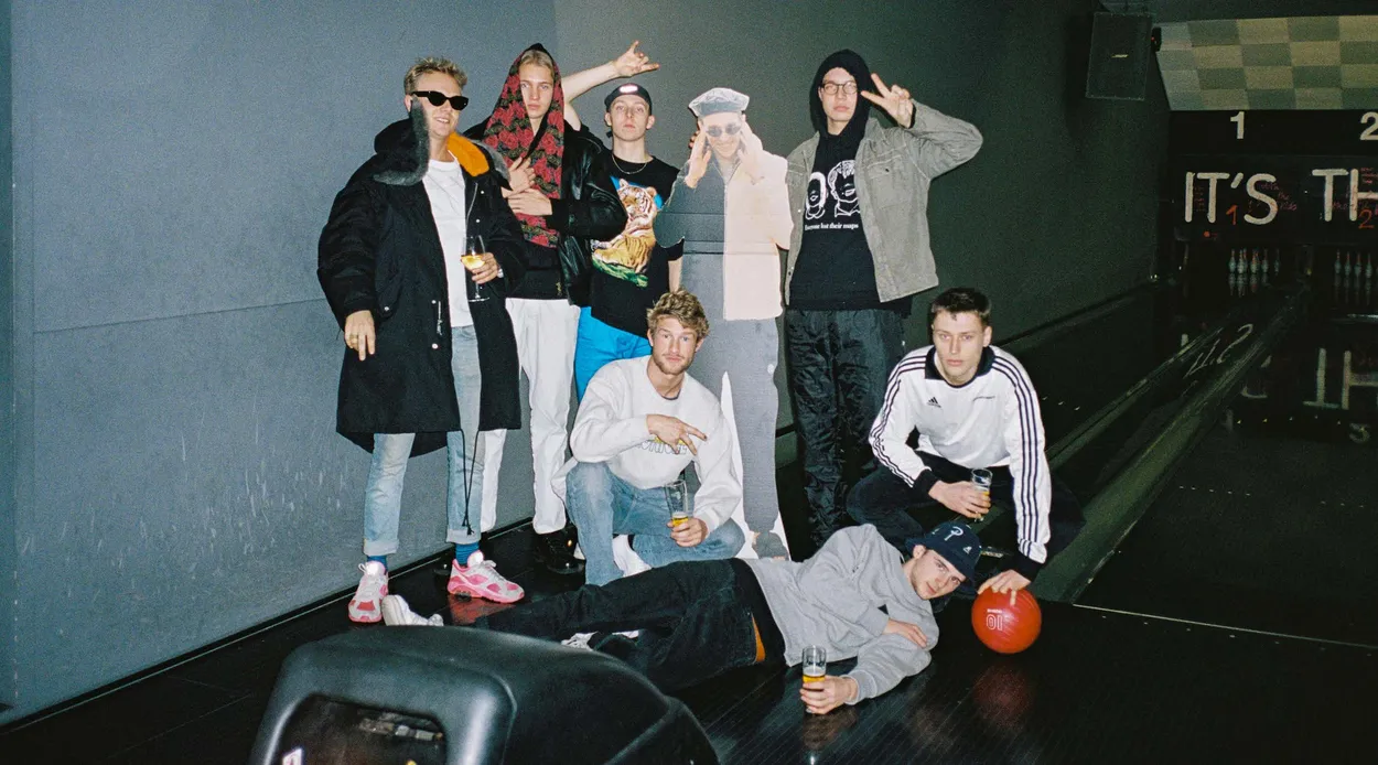 Ik ging bowlen met het label van Faberyayo en Abel - BNNVARA