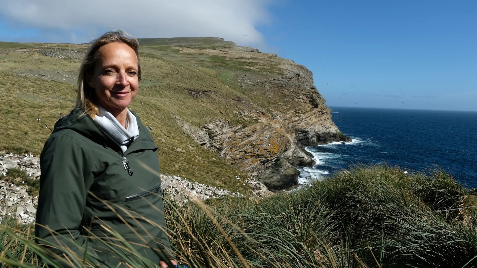Floortje Dessing was ziek: 'Nu voel ik me sterk genoeg om ermee naar ...